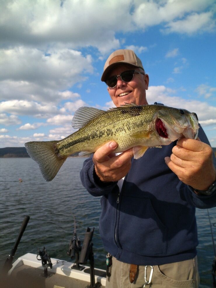 Fishing Photos | Greers Ferry Walleye Club Club